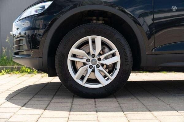 Melns Audi Q5 2018 Viļņa, ar dzinēja tilpumu 2.00 L un nobraukumu 206 tūkst. km par 20900 €, foto 4 vietnē AUTOMOTO.COM.LV