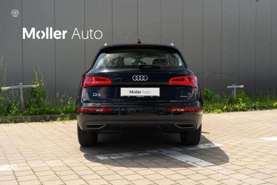 Melns Audi Q5 2018 Viļņa, ar dzinēja tilpumu 2.00 L un nobraukumu 206 tūkst. km par 20900 €, foto 6 vietnē AUTOMOTO.COM.LV