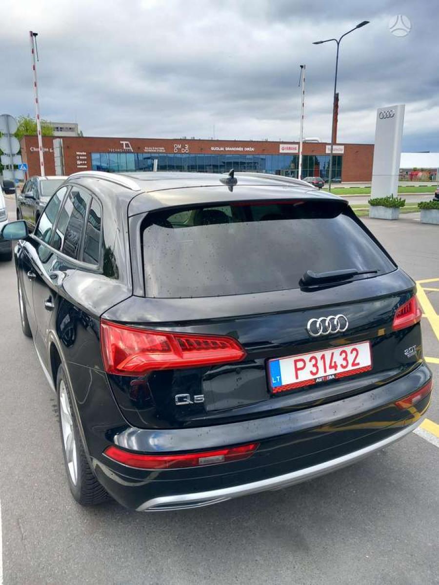 Black Audi Q5 2018 in Kaunas, with an engine capacity of 1.98 L and mileage of 150 thousand km for 20800 €, photo 7 on AUTOMOTO.COM.LV