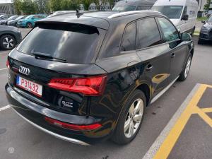 Black Audi Q5 2018 in Kaunas, with an engine capacity of 1.98 L and mileage of 150 thousand km for 20800 €, photo 9 on AUTOMOTO.COM.LV