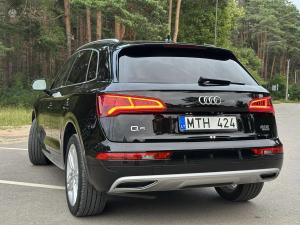 Black Audi Q5 2018 in Kaunas, with an engine capacity of 1.98 L and mileage of 114 thousand km for 22300 €, photo 5 on AUTOMOTO.COM.LV