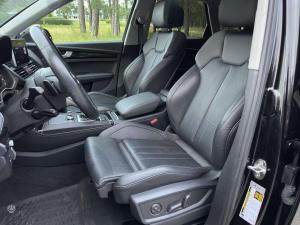 Black Audi Q5 2018 in Kaunas, with an engine capacity of 1.98 L and mileage of 114 thousand km for 22300 €, photo 13 on AUTOMOTO.COM.LV