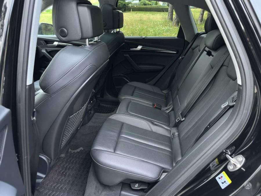 Black Audi Q5 2018 in Kaunas, with an engine capacity of 1.98 L and mileage of 114 thousand km for 22300 €, photo 15 on AUTOMOTO.COM.LV