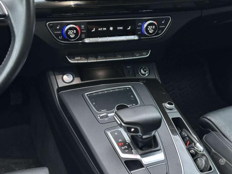 Black Audi Q5 2018 in Kaunas, with an engine capacity of 1.98 L and mileage of 114 thousand km for 22300 €, photo 21 on AUTOMOTO.COM.LV