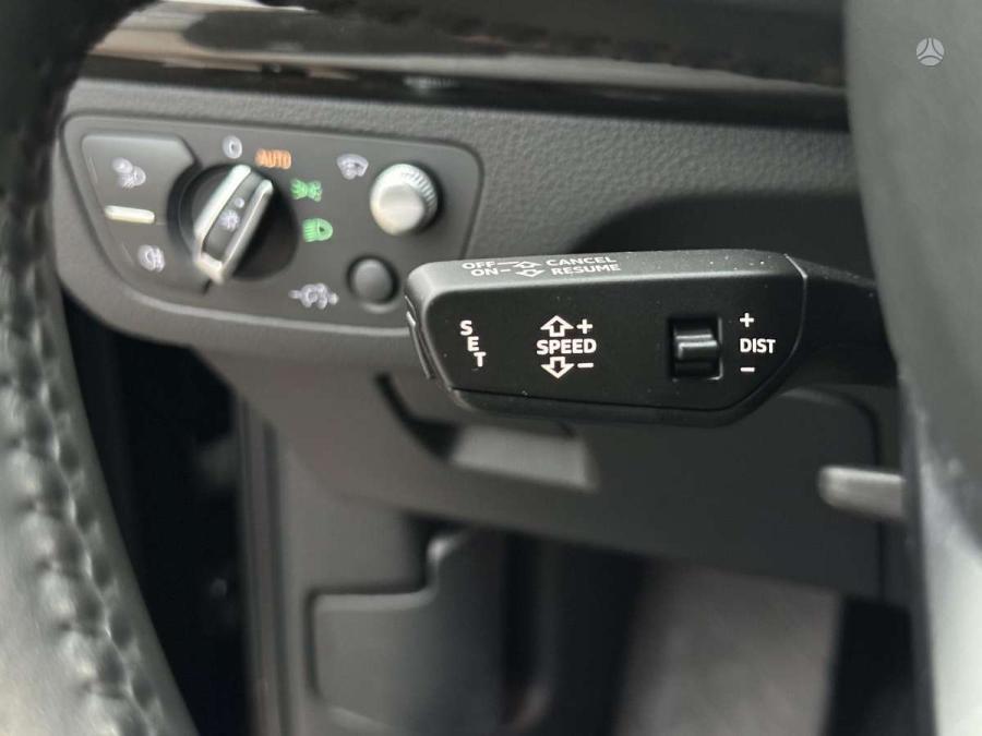 Black Audi Q5 2018 in Kaunas, with an engine capacity of 1.98 L and mileage of 114 thousand km for 22300 €, photo 22 on AUTOMOTO.COM.LV