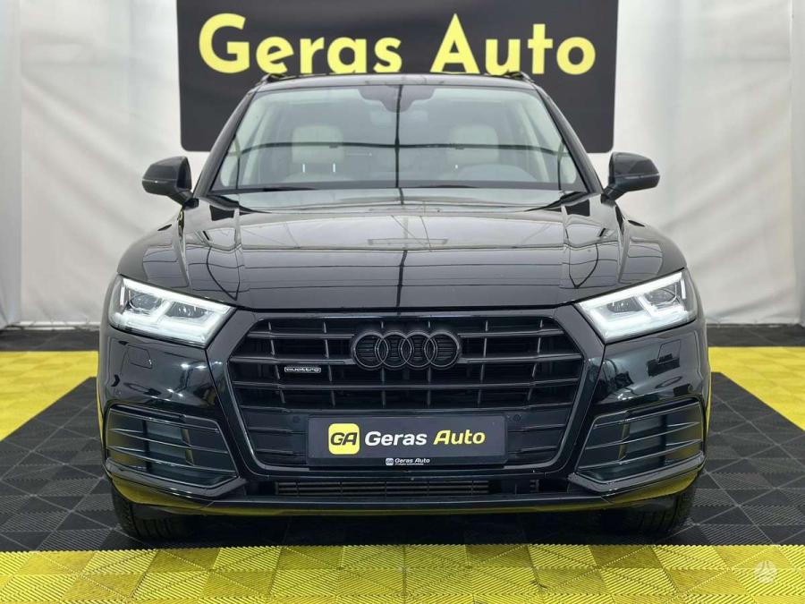 Black Audi Q5 2018 in Vilnius, with an engine capacity of 2.00 L and mileage of 55 thousand km for 22800 €, photo 3 on AUTOMOTO.COM.LV