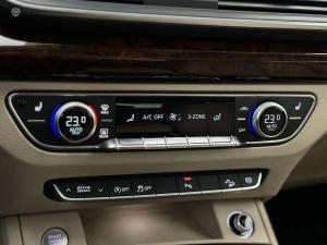 Black Audi Q5 2018 in Vilnius, with an engine capacity of 2.00 L and mileage of 55 thousand km for 22800 €, photo 18 on AUTOMOTO.COM.LV