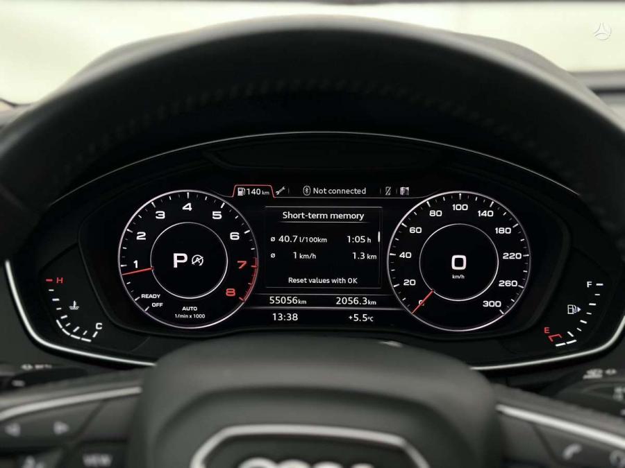 Black Audi Q5 2018 in Vilnius, with an engine capacity of 2.00 L and mileage of 55 thousand km for 22800 €, photo 21 on AUTOMOTO.COM.LV