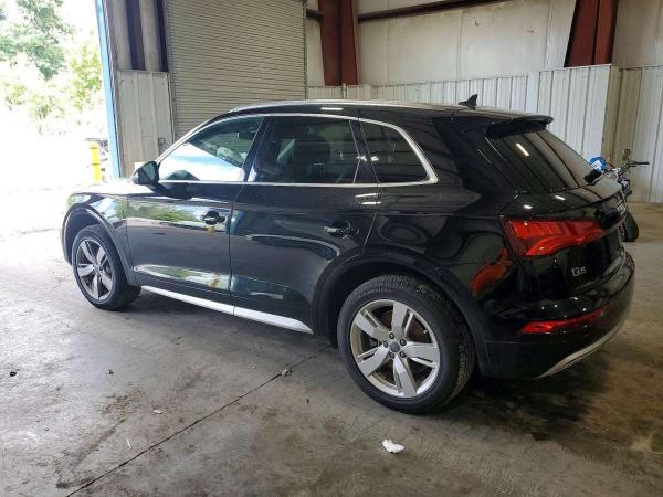 Black Audi Q5 2018 in Vilnius, with an engine capacity of 1.98 L and mileage of 146 thousand km for 13068 €, photo 3 on AUTOMOTO.COM.LV