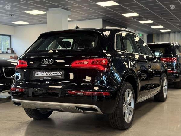 Melns Audi Q5 2018 Klaipėda, ar dzinēja tilpumu 2.97 L un nobraukumu 301 tūkst. km par 19950 €, foto 4 vietnē AUTOMOTO.COM.LV