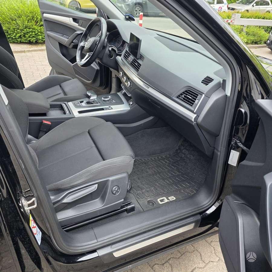 Melns Audi Q5 2018 Mažeikiai, ar dzinēja tilpumu 0.00 L un nobraukumu 146 tūkst. km par 25500 €, foto 15 vietnē AUTOMOTO.COM.LV