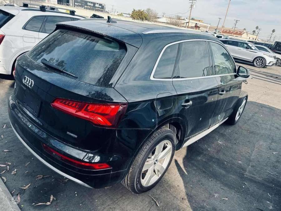 Black Audi Q5 2019 in Vilnius, with an engine capacity of 1.98 L and mileage of 105 thousand km for 12800 €, photo 21 on AUTOMOTO.COM.LV