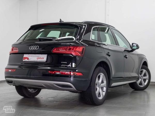 Melns Audi Q5 2019 Kauņa, ar dzinēja tilpumu 2.00 L un nobraukumu 52 tūkst. km par 30789 €, foto 3 vietnē AUTOMOTO.COM.LV