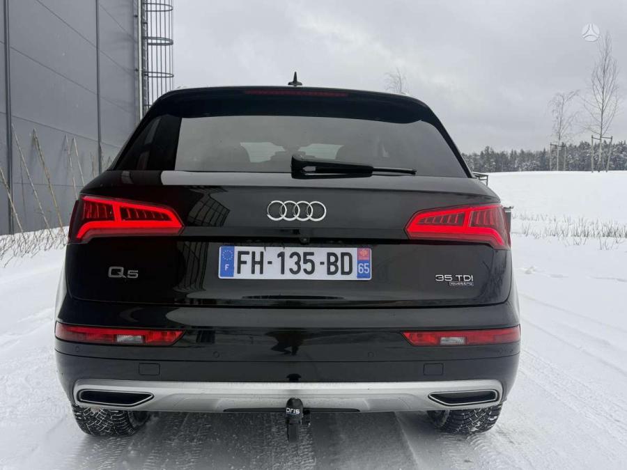 Melns Audi Q5 2019 Viļņa, ar dzinēja tilpumu 2.00 L un nobraukumu 290 tūkst. km par 17900 €, foto 8 vietnē AUTOMOTO.COM.LV