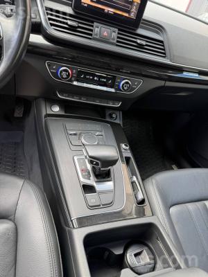 Melns Audi Q5 2019 Daugavpils, ar dzinēja tilpumu 2.00 L un nobraukumu 131 tūkst. km par 21500 €, foto 9 vietnē AUTOMOTO.COM.LV