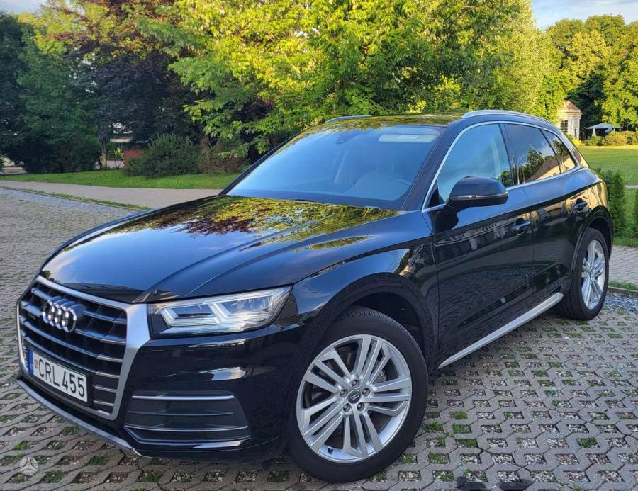 Black Audi Q5 2019 in Druskininkai, with an engine capacity of 1.97 L and mileage of 74 thousand km for 21999 €, photo 12 on AUTOMOTO.COM.LV
