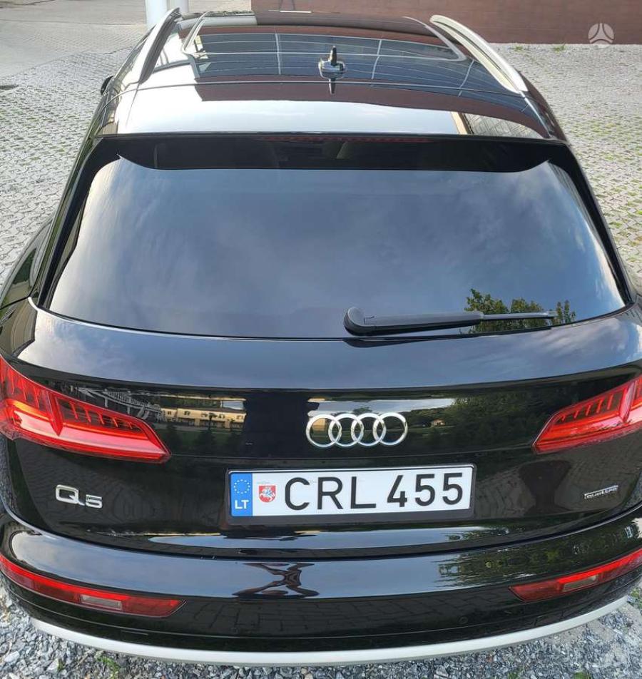 Black Audi Q5 2019 in Druskininkai, with an engine capacity of 1.97 L and mileage of 74 thousand km for 21999 €, photo 13 on AUTOMOTO.COM.LV