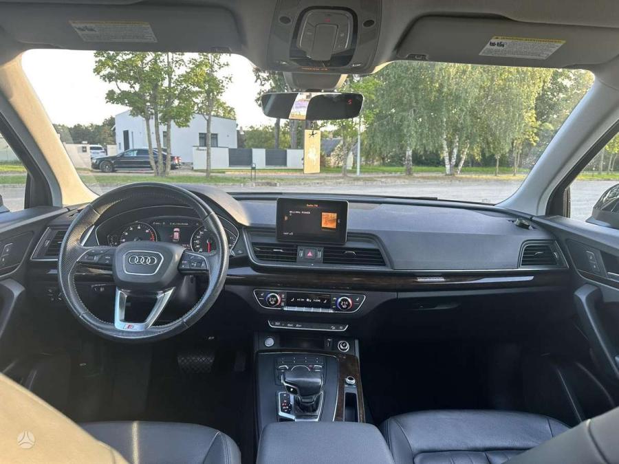 Black Audi Q5 2019 in Mazeikiai, with an engine capacity of 1.98 L and mileage of 140 thousand km for 22000 €, photo 14 on AUTOMOTO.COM.LV