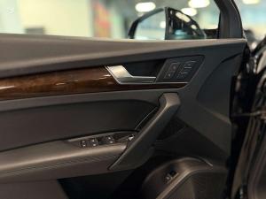 Melns Audi Q5 2019 Klaipėda, ar dzinēja tilpumu 2.00 L un nobraukumu 64 tūkst. km par 24500 €, foto 11 vietnē AUTOMOTO.COM.LV