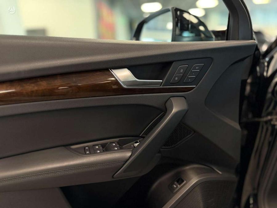 Melns Audi Q5 2019 Klaipėda, ar dzinēja tilpumu 2.00 L un nobraukumu 64 tūkst. km par 24500 €, foto 11 vietnē AUTOMOTO.COM.LV