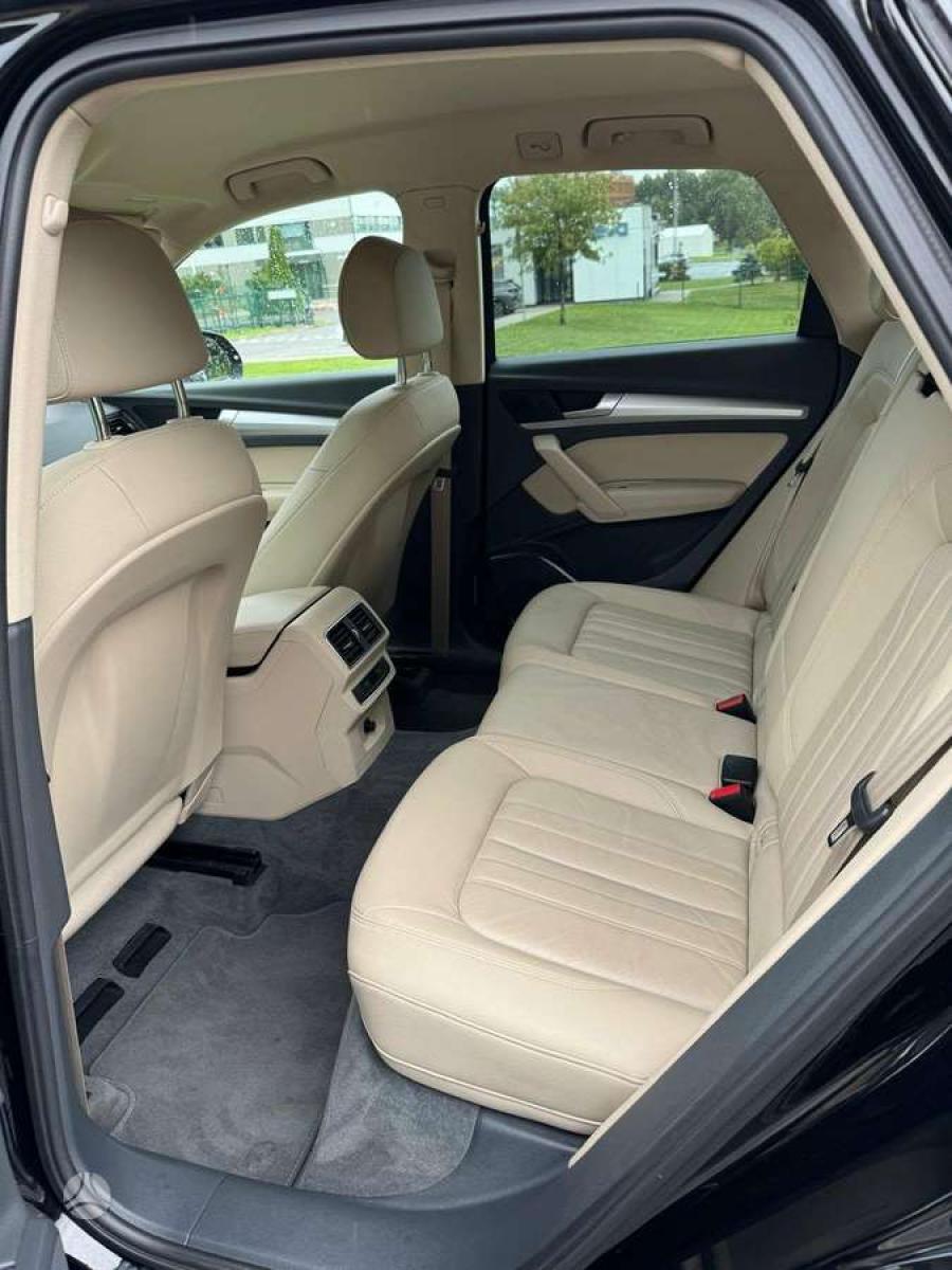 Black Audi Q5 2019 in Vilnius, with an engine capacity of 1.97 L and mileage of 124 thousand km for 23350 €, photo 6 on AUTOMOTO.COM.LV