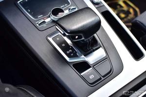 Melns Audi Q5 2019 Kretinga, ar dzinēja tilpumu 2.00 L un nobraukumu 0 tūkst. km par 23999 €, foto 19 vietnē AUTOMOTO.COM.LV