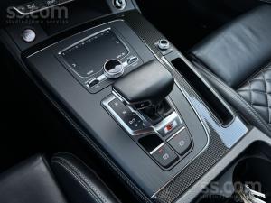 Melns Audi Q5 2019 Tukums, ar dzinēja tilpumu 3.00 L un nobraukumu 210 tūkst. km par 31900 €, foto 25 vietnē AUTOMOTO.COM.LV
