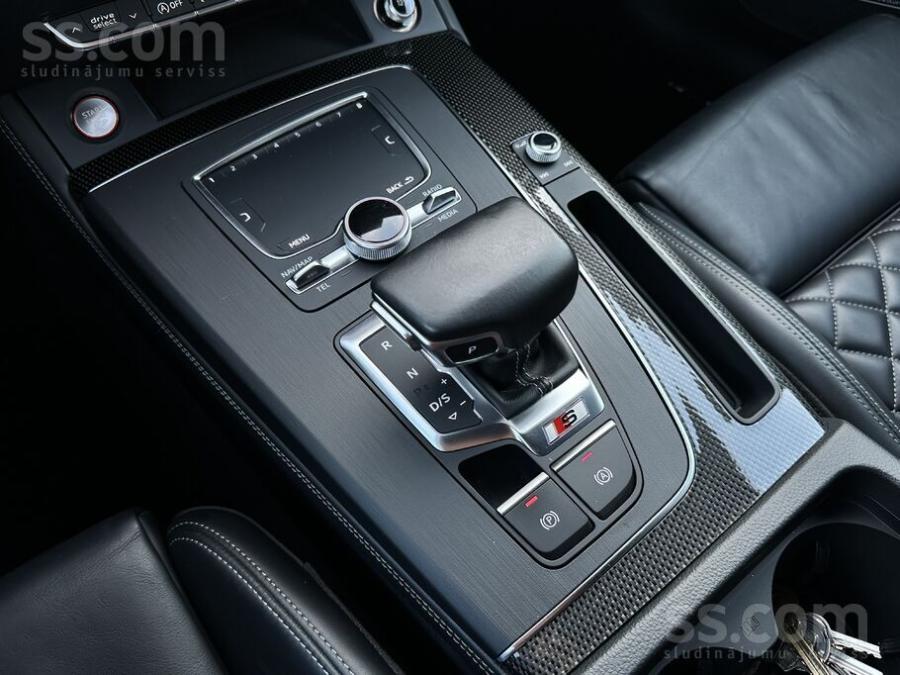 Melns Audi Q5 2019 Tukums, ar dzinēja tilpumu 3.00 L un nobraukumu 210 tūkst. km par 31900 €, foto 25 vietnē AUTOMOTO.COM.LV