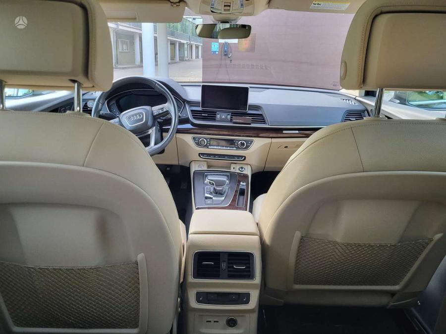 Melns Audi Q5 2019 Druskininkai, ar dzinēja tilpumu 1.97 L un nobraukumu 78 tūkst. km par 21999 €, foto 14 vietnē AUTOMOTO.COM.LV