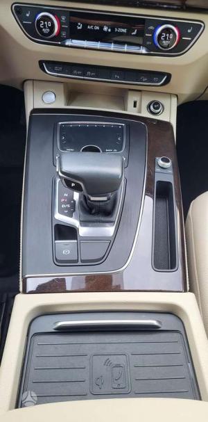 Melns Audi Q5 2019 Druskininkai, ar dzinēja tilpumu 1.97 L un nobraukumu 78 tūkst. km par 21999 €, foto 19 vietnē AUTOMOTO.COM.LV