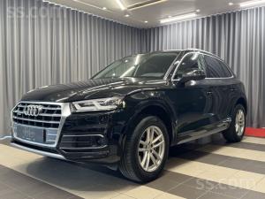 Black Audi Q5 2020 in Riga, with an engine capacity of 0.00 L and mileage of 70 thousand km for 27100 €, photo 1 on AUTOMOTO.COM.LV