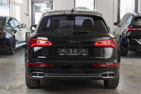 Melns Audi Q5 2020 Kauņa, ar dzinēja tilpumu 0.00 L un nobraukumu 56 tūkst. km par 28450 €, foto 7 vietnē AUTOMOTO.COM.LV