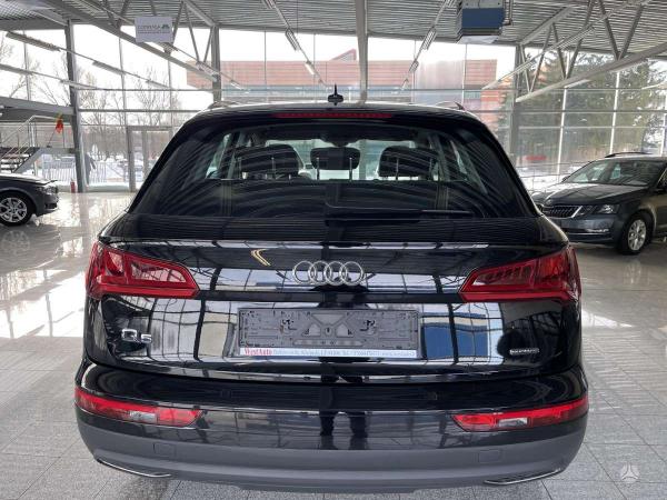 Melns Audi Q5 2020 Klaipėda, ar dzinēja tilpumu 1.98 L un nobraukumu 116 tūkst. km par 25966 €, foto 4 vietnē AUTOMOTO.COM.LV