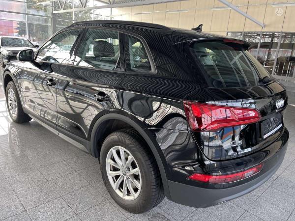 Melns Audi Q5 2020 Klaipėda, ar dzinēja tilpumu 1.98 L un nobraukumu 116 tūkst. km par 24956 €, foto 5 vietnē AUTOMOTO.COM.LV