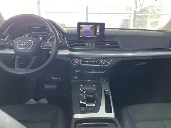 Melns Audi Q5 2020 Klaipėda, ar dzinēja tilpumu 1.98 L un nobraukumu 116 tūkst. km par 24956 €, foto 9 vietnē AUTOMOTO.COM.LV