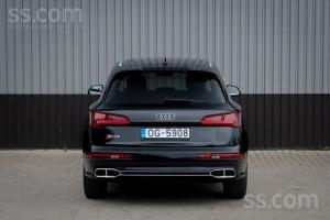 Black Audi Q5 2020 in Tukums, with an engine capacity of 3.00 L and mileage of 226 thousand km for 29500 €, photo 5 on AUTOMOTO.COM.LV