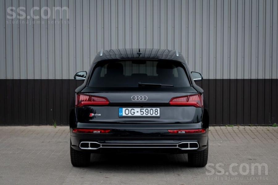 Black Audi Q5 2020 in Tukums, with an engine capacity of 3.00 L and mileage of 226 thousand km for 29500 €, photo 5 on AUTOMOTO.COM.LV