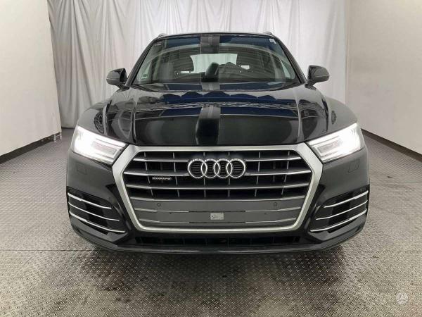 Black Audi Q5 2020 in Vilnius, with an engine capacity of 1.98 L and mileage of 139 thousand km for 26989 €, photo 9 on AUTOMOTO.COM.LV