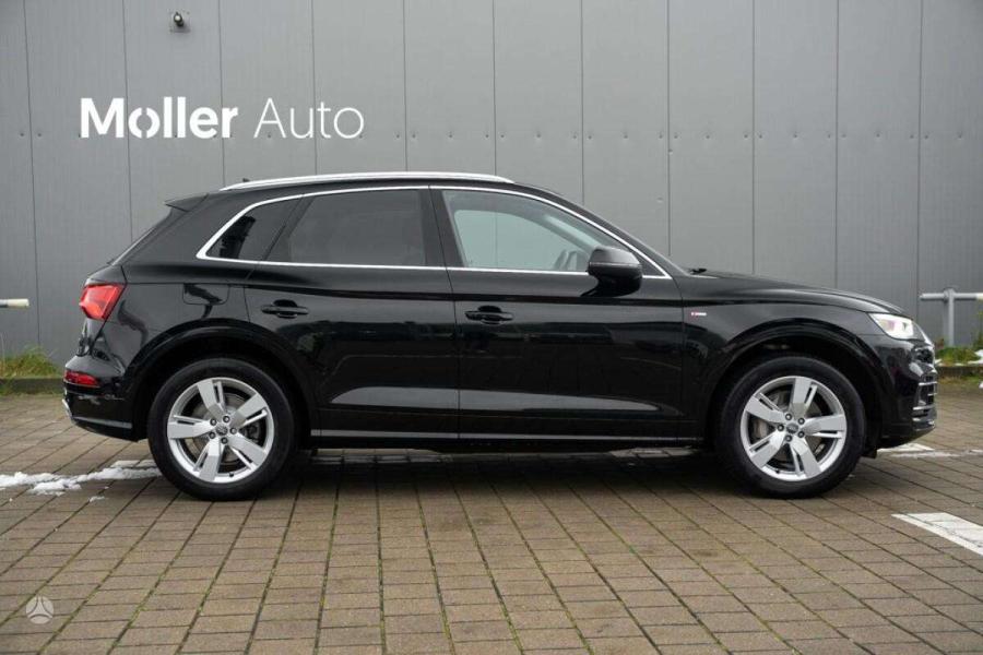 Melns Audi Q5 2020 Viļņa, ar dzinēja tilpumu 2.00 L un nobraukumu 127 tūkst. km par 30700 €, foto 7 vietnē AUTOMOTO.COM.LV