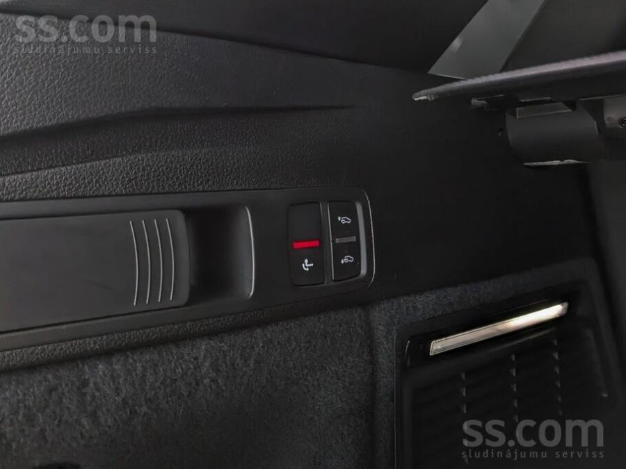 Melns Audi Q5 2020 Tukums, ar dzinēja tilpumu 2.00 L un nobraukumu 185 tūkst. km par 24990 €, foto 29 vietnē AUTOMOTO.COM.LV