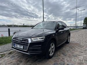 Black Audi Q5 2020 in Riga, with an engine capacity of 2.00 L and mileage of 83 thousand km for 26250 €, photo 3 on AUTOMOTO.COM.LV