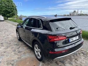 Black Audi Q5 2020 in Riga, with an engine capacity of 2.00 L and mileage of 83 thousand km for 26250 €, photo 7 on AUTOMOTO.COM.LV