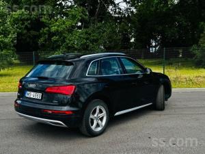 Black Audi Q5 2020 in Cesis, with an engine capacity of 2.00 L and mileage of 215 thousand km for 24900 €, photo 6 on AUTOMOTO.COM.LV