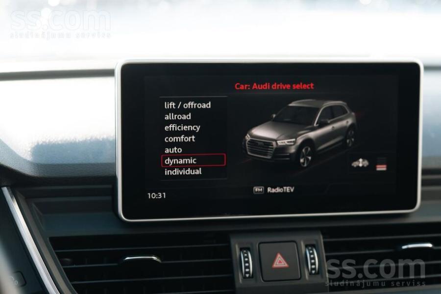 Black Audi Q5 2020 in Cesis, with an engine capacity of 2.00 L and mileage of 215 thousand km for 24900 €, photo 11 on AUTOMOTO.COM.LV
