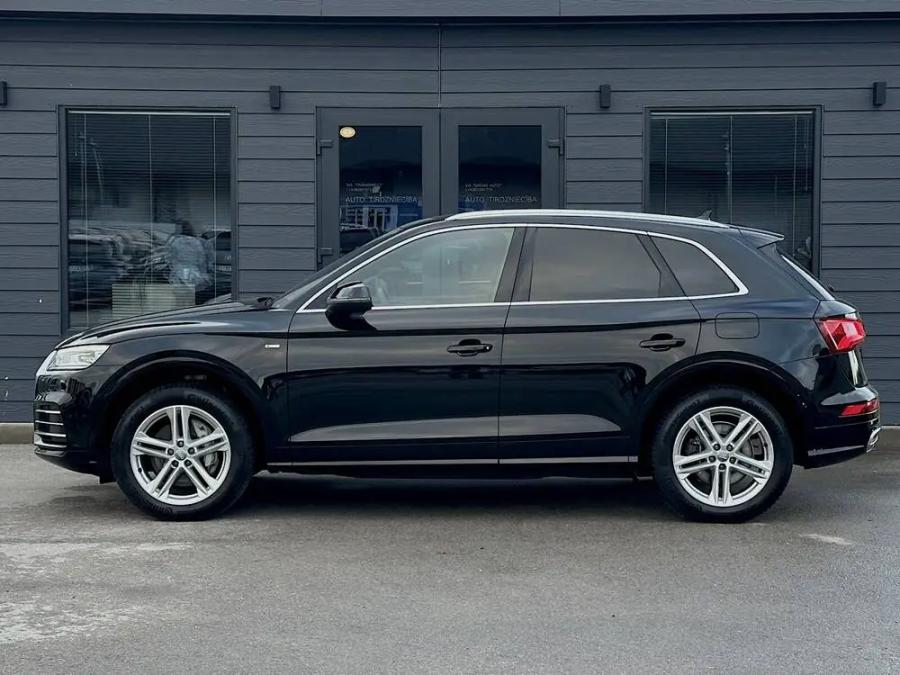 Black Audi Q5 2020 in Jelgava, with an engine capacity of 2.00 L and mileage of 170 thousand km for 24900 €, photo 6 on AUTOMOTO.COM.LV
