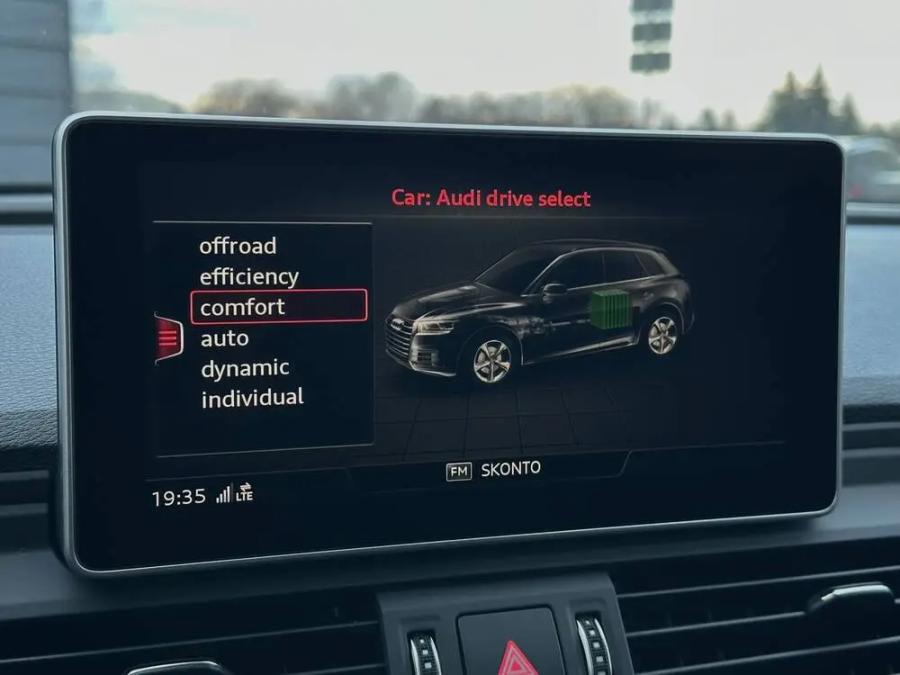 Black Audi Q5 2020 in Jelgava, with an engine capacity of 2.00 L and mileage of 170 thousand km for 24900 €, photo 28 on AUTOMOTO.COM.LV