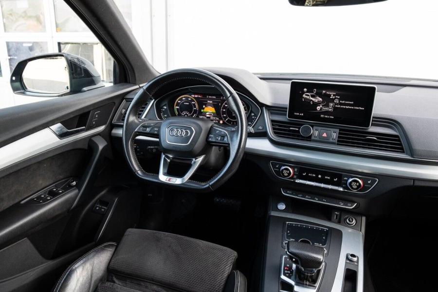 Melns Audi Q5 2020 Rīga, ar dzinēja tilpumu 2.00 L un nobraukumu 150 tūkst. km par 29500 €, foto 13 vietnē AUTOMOTO.COM.LV