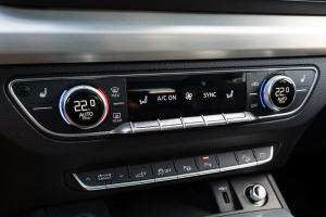 Melns Audi Q5 2020 Rīga, ar dzinēja tilpumu 2.00 L un nobraukumu 150 tūkst. km par 29500 €, foto 25 vietnē AUTOMOTO.COM.LV