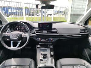 Black Audi Q5 2020 in Klaipeda, with an engine capacity of 1.98 L and mileage of 71 thousand km for 26500 €, photo 6 on AUTOMOTO.COM.LV