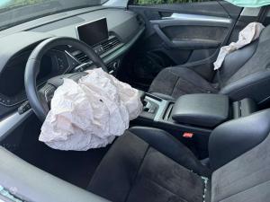 Melns Audi Q5 2020 Šauļi, ar dzinēja tilpumu 1.97 L un nobraukumu 197 tūkst. km par 4600 €, foto 6 vietnē AUTOMOTO.COM.LV